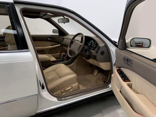 1992 Lexus LS400 - Stone Cold Classics