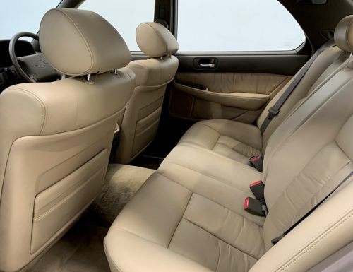 1992 Lexus LS400 - Stone Cold Classics