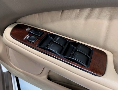 1992 Lexus LS400 - Stone Cold Classics