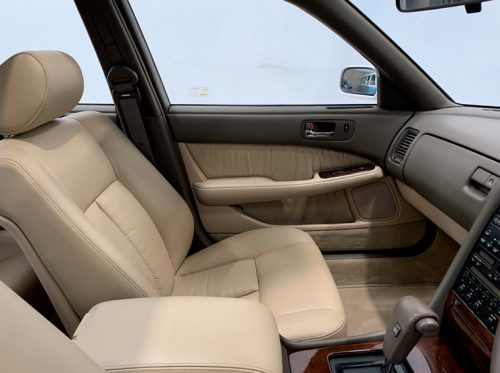 1992 Lexus LS400 - Stone Cold Classics