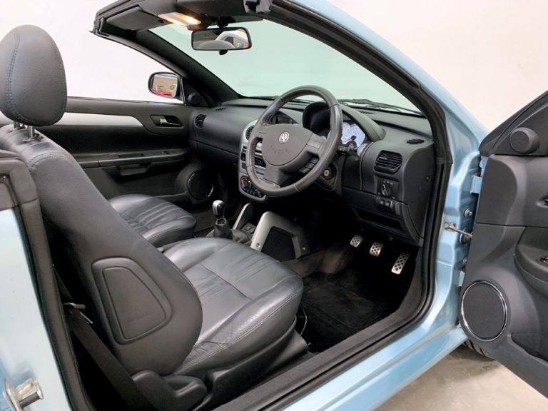 2009 Vauxhall Tigra 1.4 Exclusiv - Stone Cold Classics