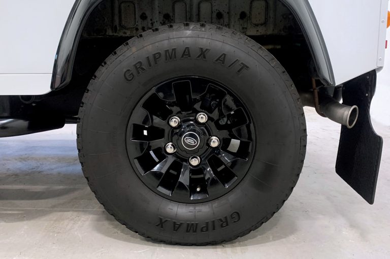 2013 Land Rover Defender 90 TDCi - Stone Cold Classics