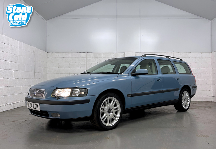2004 Volvo V70 SE - Stone Cold Classics
